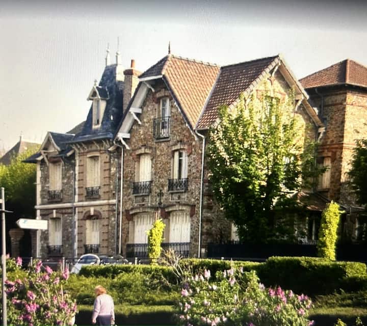 Résidence Montaigne Au Centre De Herblay - Herblay-sur-Seine