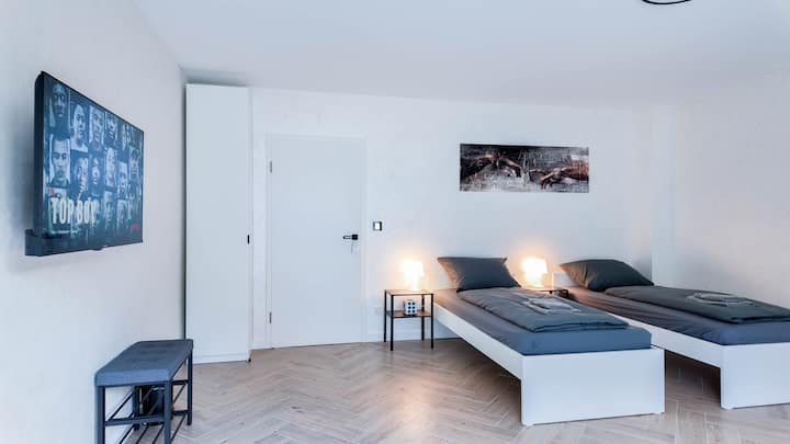 Alfa Stuttgart 2bed Room Kitchenette Garden Access - Stuttgart