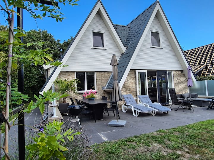 Wunderschönes Ferienhaus Für 10 Personen! - Groote Keeten