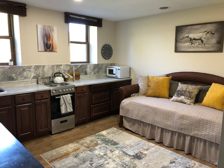 Apartment At Morning Star Stables - Highlandtown Reservoir, OH