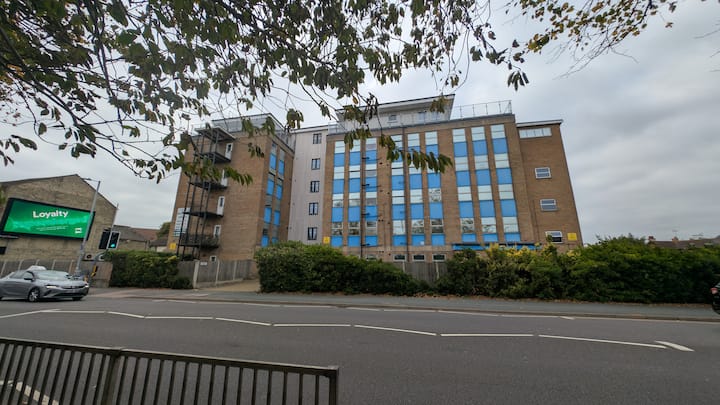 Two Bedroom Flat With Lift & Disabled Access - Clacton-on-Sea