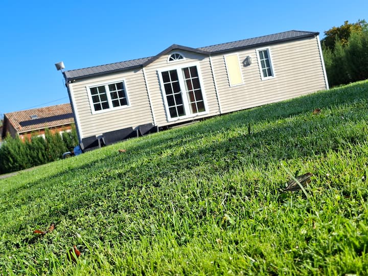 Chalet Tout Confort Dans Le Calme Et La Verdure - Saint-Claud