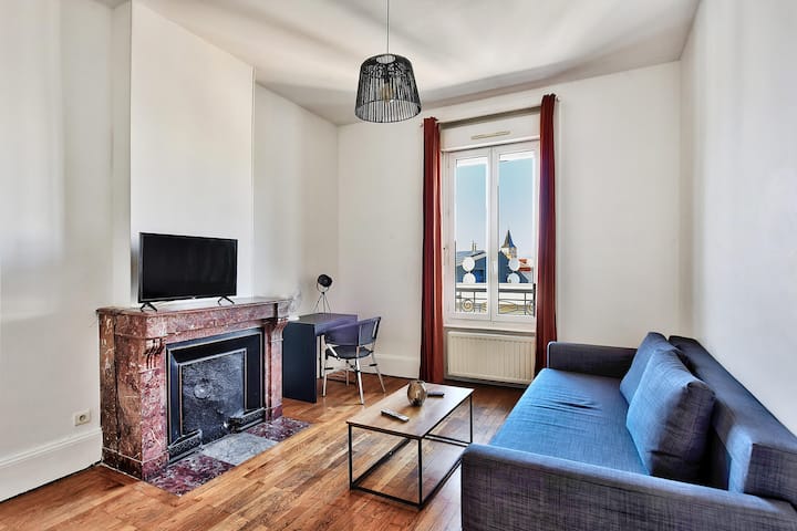 Un Havre De Paix Aux Portes De Lyon - Oullins