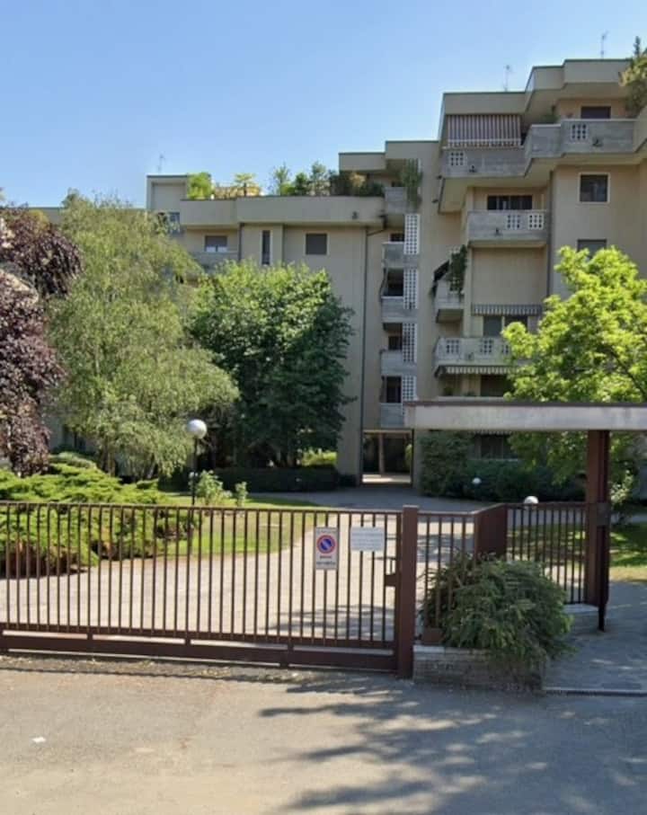 Ampio Bilocale A 2 Passi Dal Centro E Stazione - Lauden