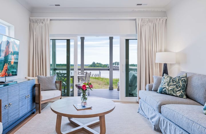 Waterfront Villa With Pool & Boat Slip - Georgetown, SC
