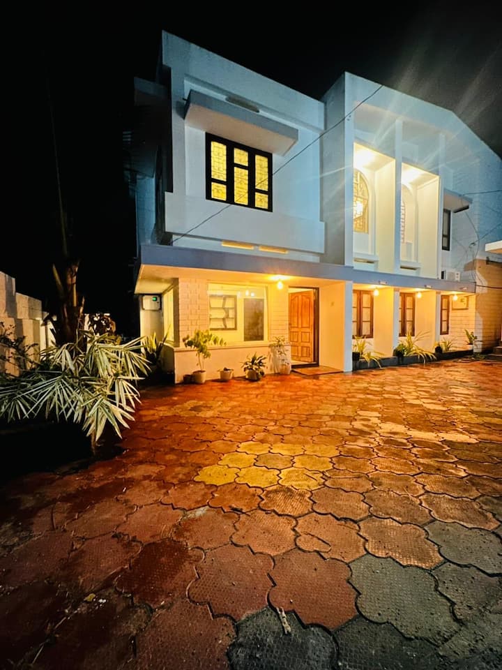 Fleur Haus - Varkala