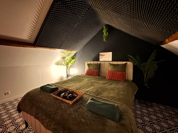 Secret Room ÉLégance, Mystère Et Intimité - Souppes-sur-Loing