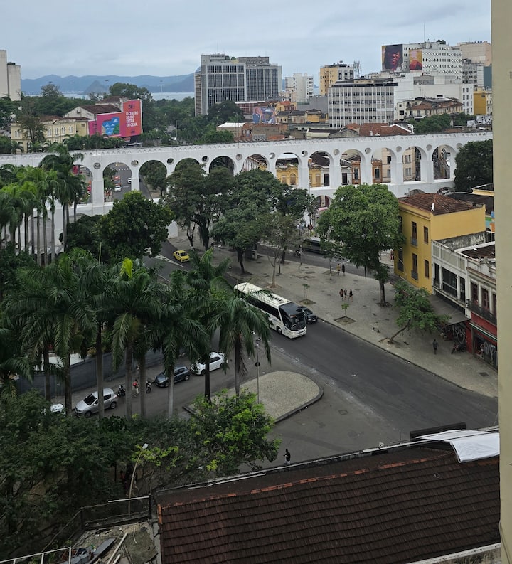 Loft Moderno Na Lapa Wi-fi Rápido E Ar Gelado - Rio de Janeiro