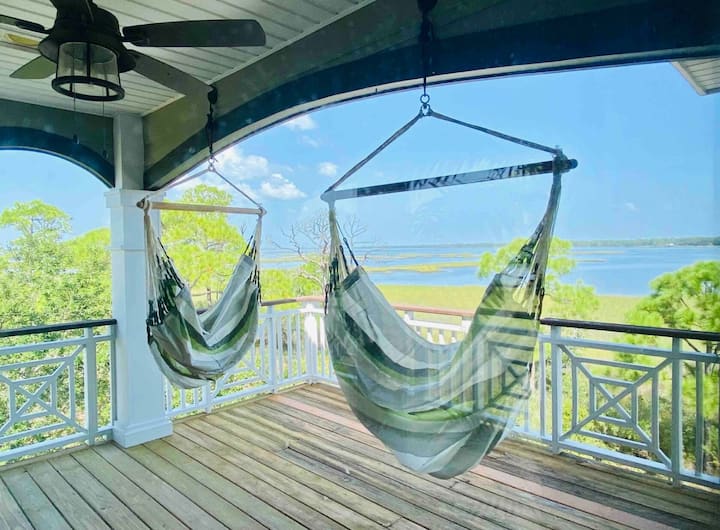 Charming Luxury Bayfront Nature Paradise: Encanto! - Alligator Point, FL