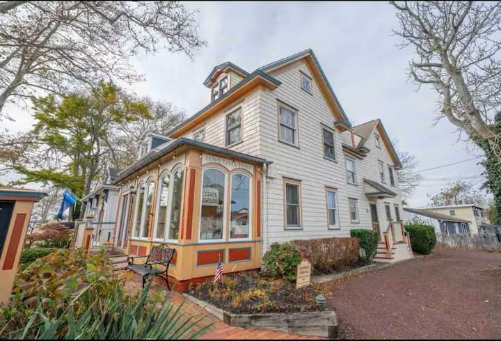 Victorian Charm • Heart Of Cape May • Rooftop Deck - Cape May, NJ