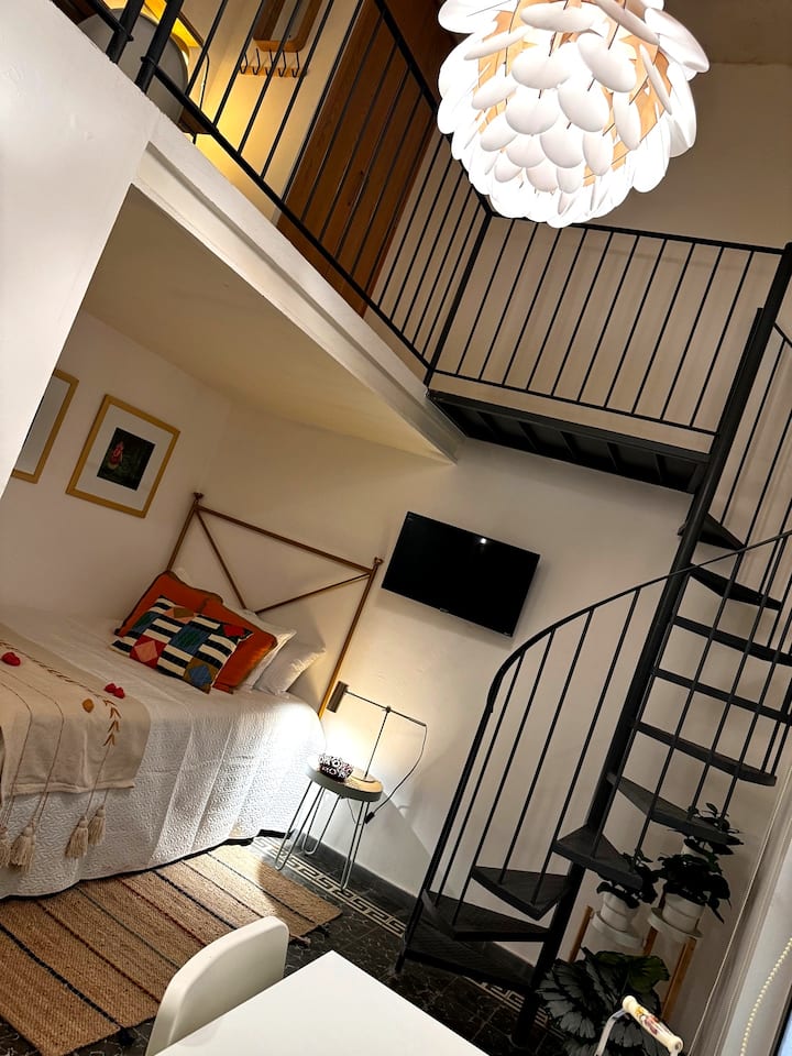 Loft 5 Con Mezzanine | Terraza Y Patio Privado - Guadalajara