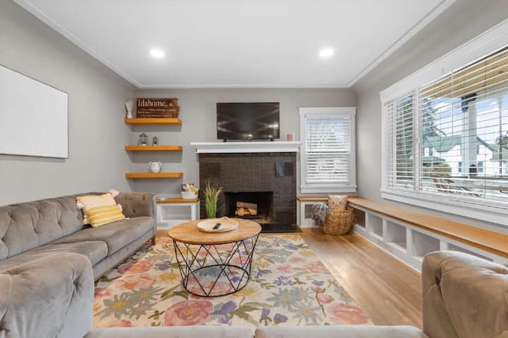 Cda Midtown Home | Near Lake & Downtown - Coeur d'Alene, ID