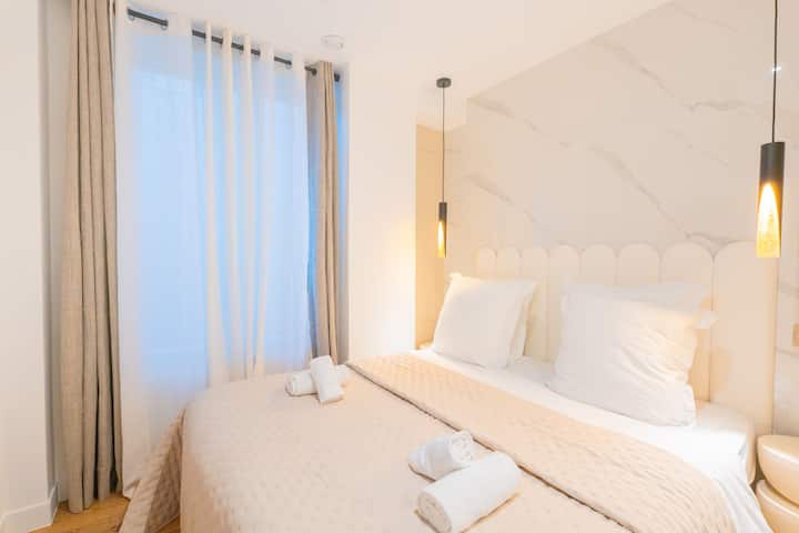 Luxurious Apartment W/ Stylish Design - 108 - Paris