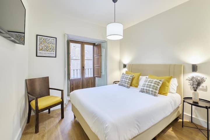 Estudios Bordadores By Valdesierra - Estudio Doble - Salamanca