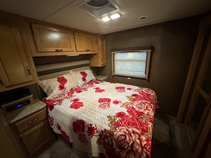 Motorhome Stay - Staten Island, NY