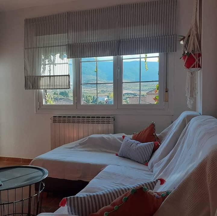 Luminoso Piso En Gotor (Zaragoza) - Aragona