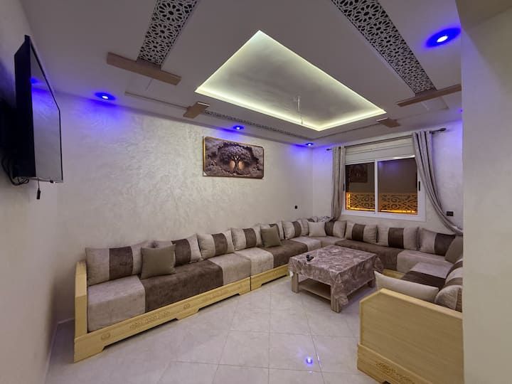 Spacious 3br | 135m² | Balcony & Garden View - Oujda