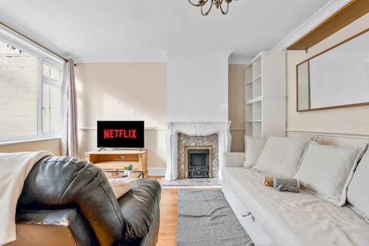 3br | Garden | Games | Parking | Wifi | Smarttv - Londres