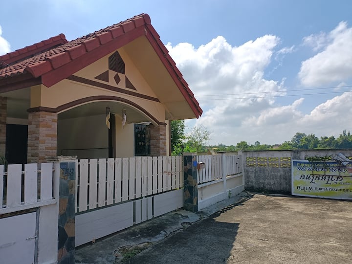 House 2 Bedroom 1 Bathroom 15 Kms. From City - Doi Saket District