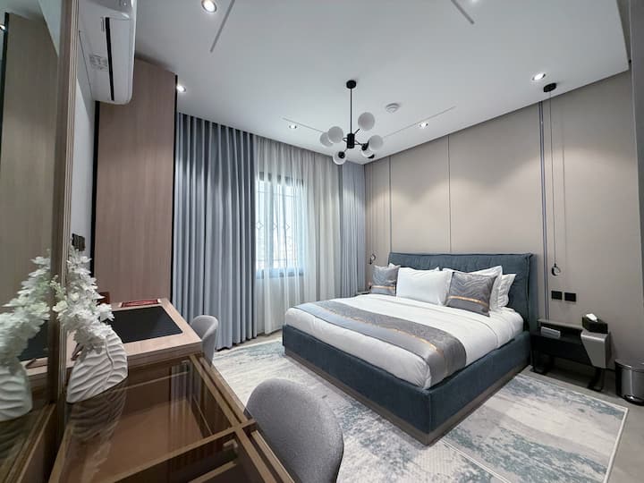 Cozy 2 Bedroom With Private Parking In Al Salamah - Jeddah