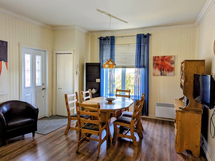 Charme Authentique Et Tranquillité à Baie-st-paul - Baie-Saint-Paul