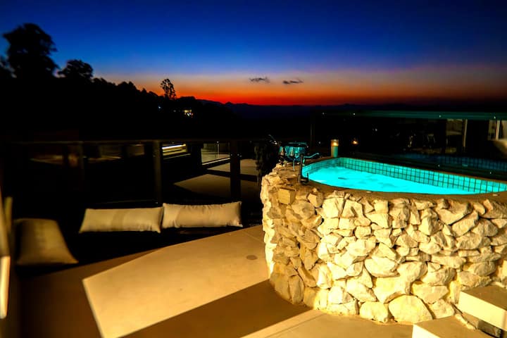 Chalé Spa - Tiny- Sauna Jacuzzi Lareira - Campos do Jordão