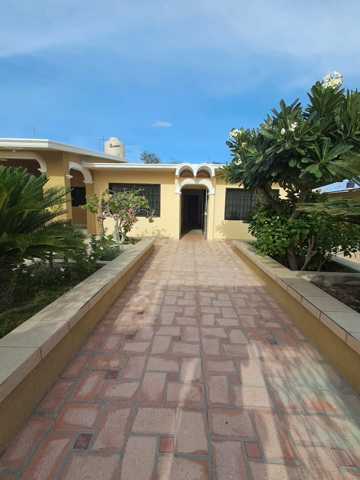 Casa Los Abuelos - La Paz, Mexico