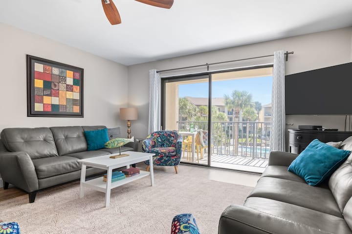 3br Poolside Condo Near Beach - St. Augustine Beach, FL