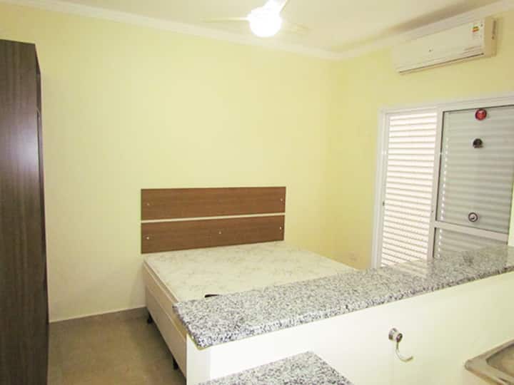 Apto Temporada Até 2 Pessoas, Ar Condicionado - Itu