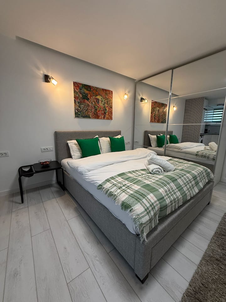 Style Central Victoria - Bucharest