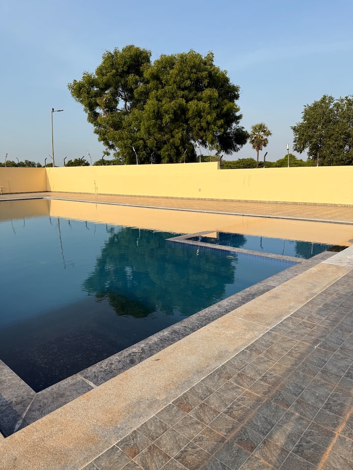 4bhk Villa | Pool | Restaurant | Badminton - 폰디체리