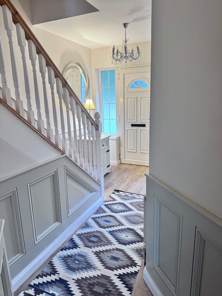 Clones Town House - Ireland