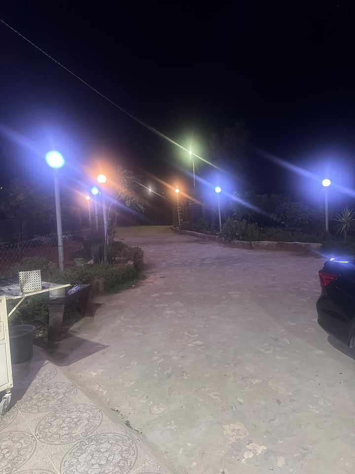 Arabian Luxury Farmhouse Oasis – Private & Cozy - 요르단