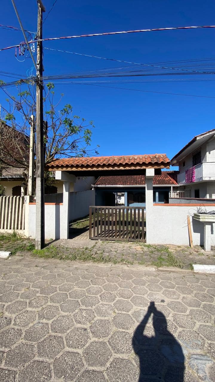 Casa Para Temporada No Centrinho De Itapoá/sc - Itapoá