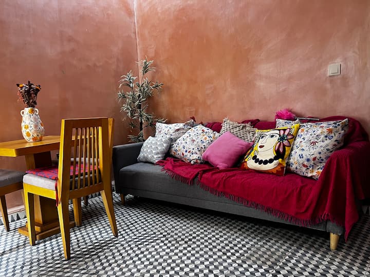 Chambre Privée Pour Femmes En Plein Centre-ville - Marrakech