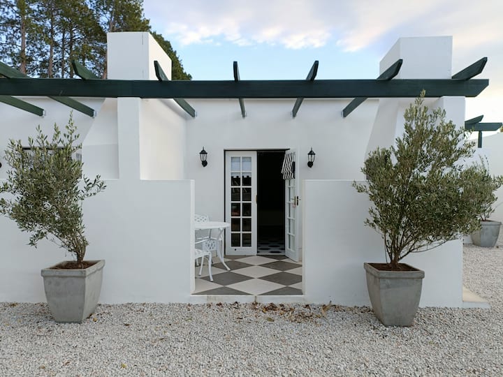 Bij De Graaff Guesthouse Unit 2 The Stop-over - Graaff-Reinet