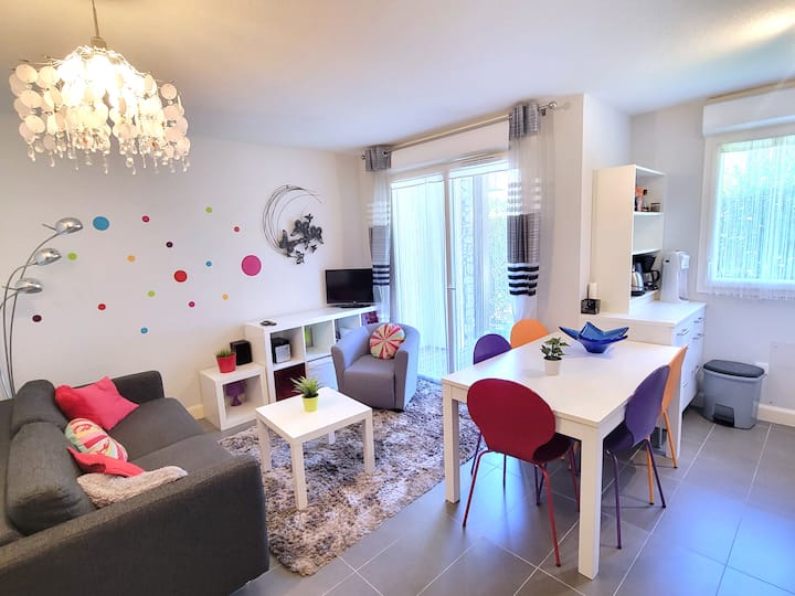 Le Nid De La Pique, Jardin Ensoleillé, Parking - Les