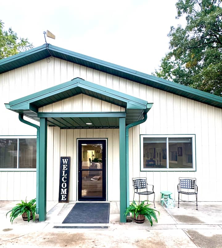 The Cabin At Loughery Farm -