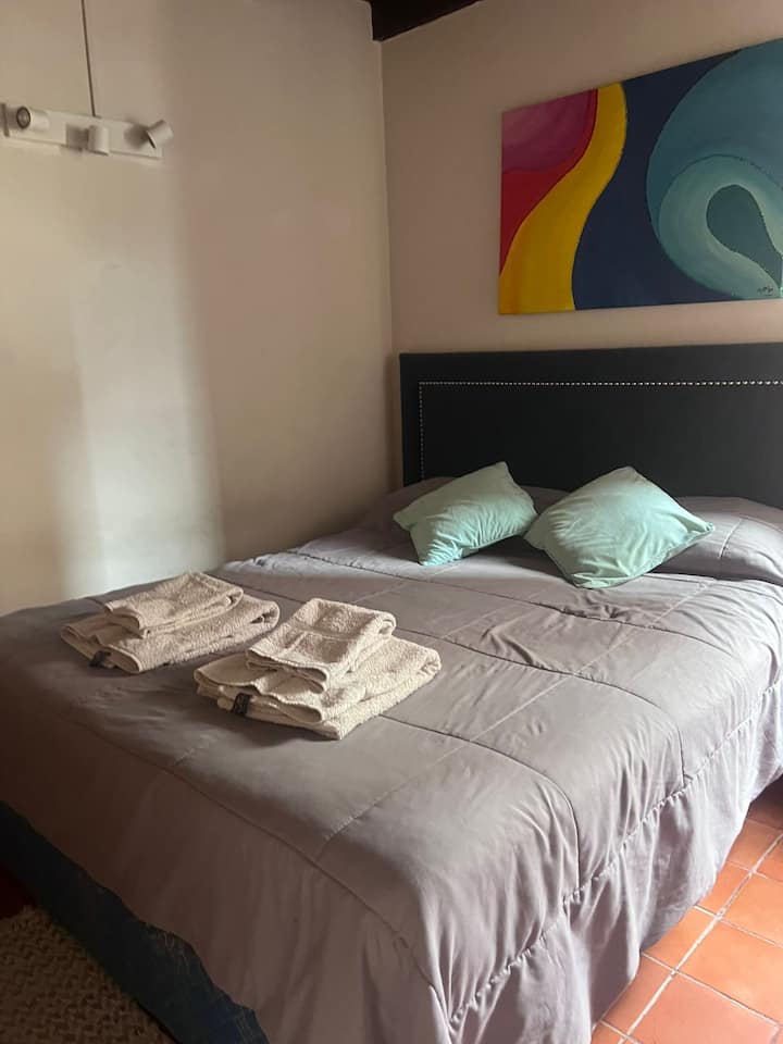 La Casita De La Calle Jujuy - Centenario