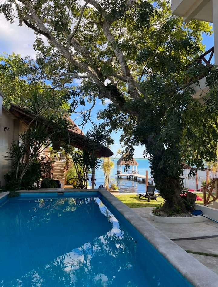 Hermosa Casa Frente A La Laguna De Bacalar - Bacalar