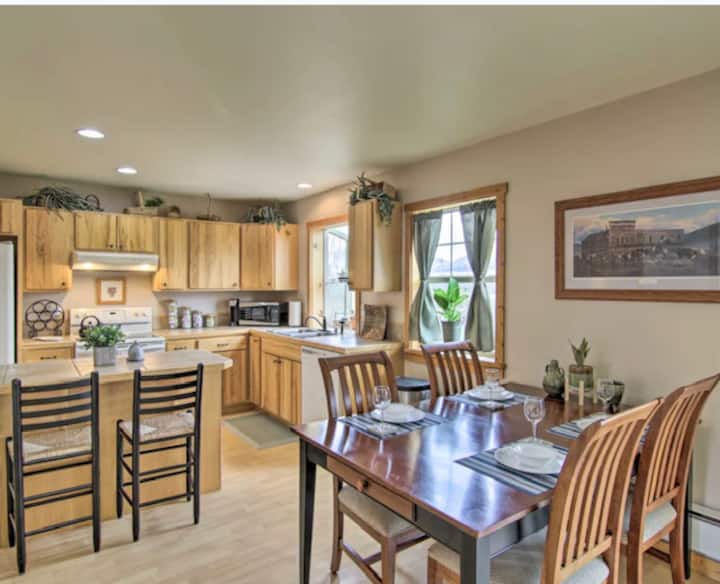 Paradise Found Condo W/stunning Mountain Views - Emigrant, MT