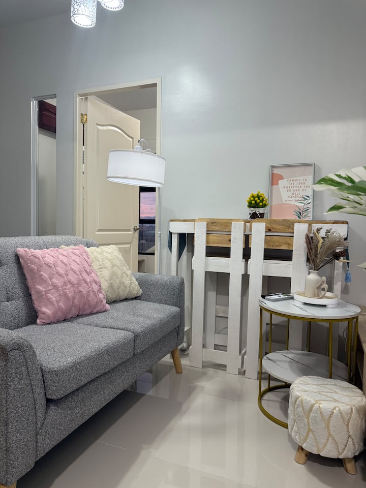 Apartment In Lapu-lapu City | With Pool Access - Philippines