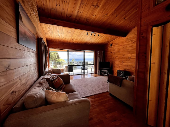 Ocean Views + 5 Min To Beach + Private & Spacious - Pauanui