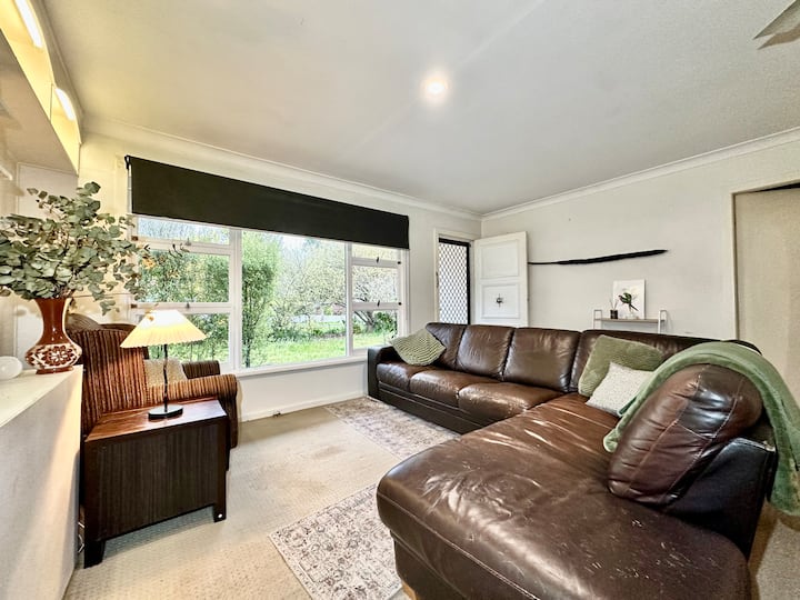 Yass Cottage - Pet Friendly - Yass