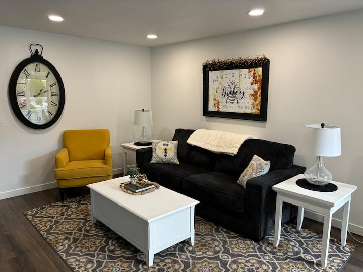 3 The Honey Hive - Pendleton, OR