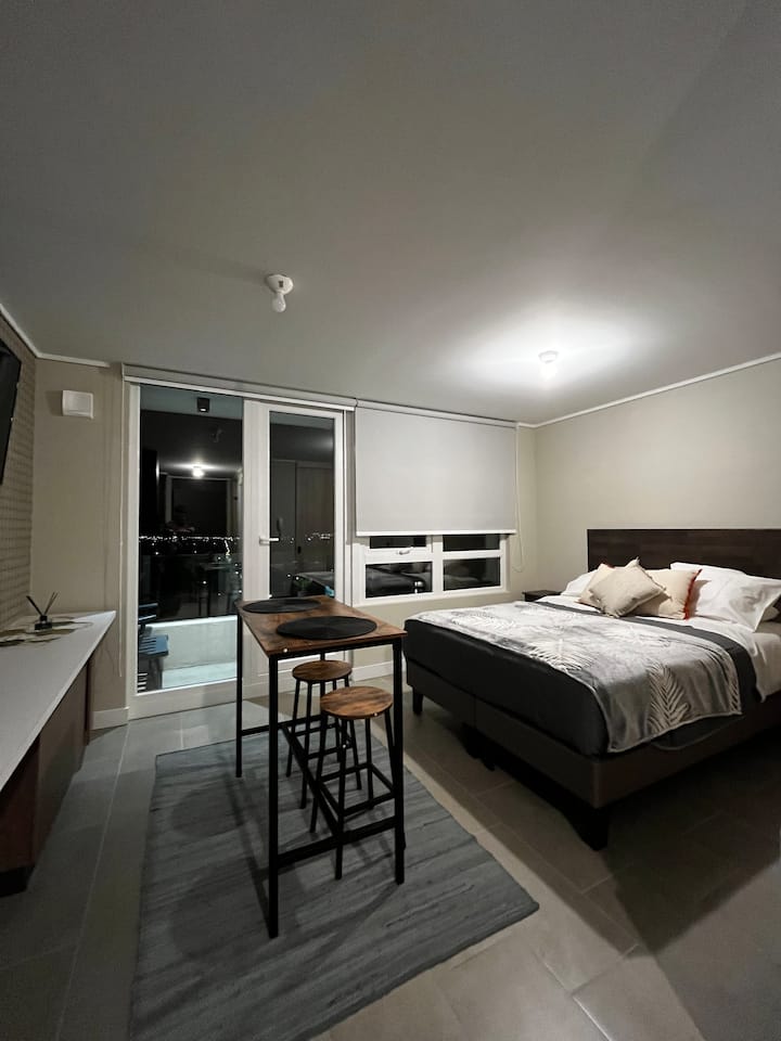 Moderno Y Céntrico, Incluye Parking. - Los Angeles