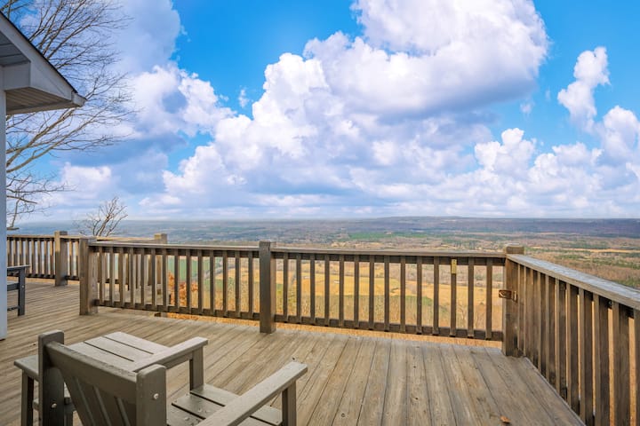 Celebrate Easter With Family At High Brow House! - Mentone, AL