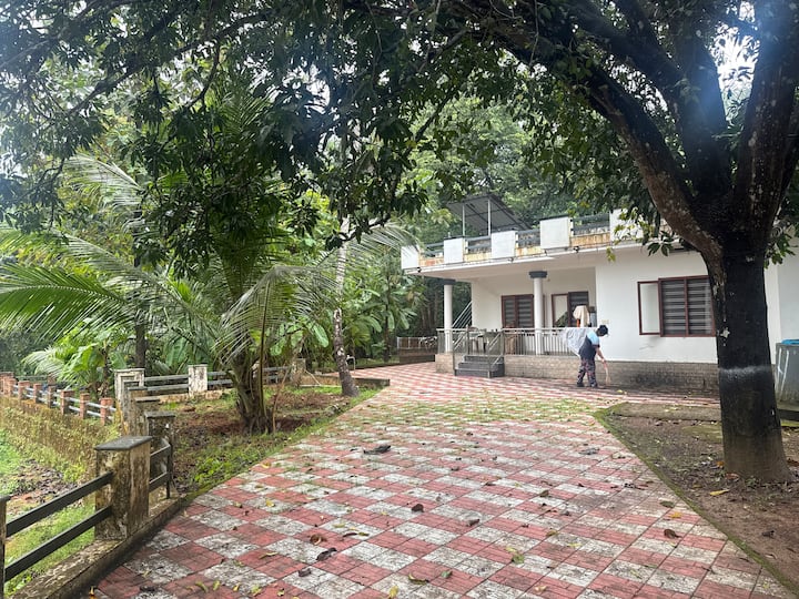 A Paradise In Dharmadam, Nr. Kannur Airport Kerala - Thalassery
