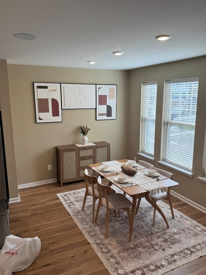 A Warm And Relaxing Home! - Clifton, VA