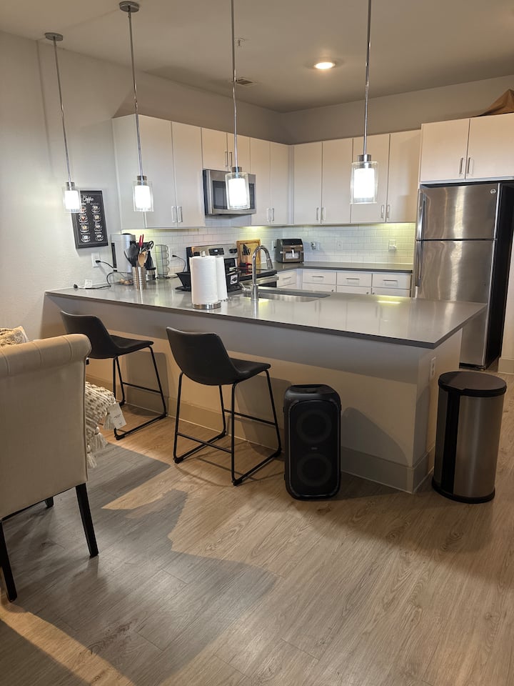 Cozy And Spacious 2bed L 2 Bath - Memorial - Houston